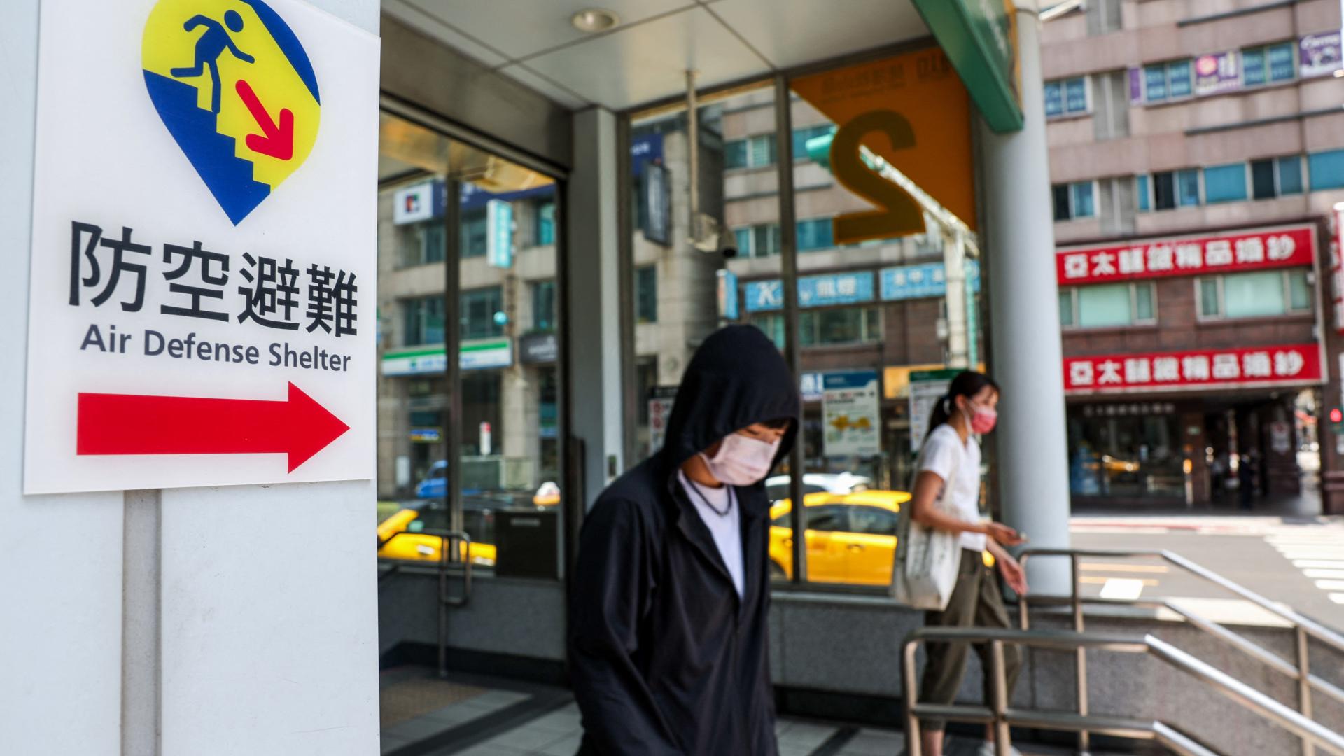 The Invisible Battlefield: A Technology Strategy for US Electromagnetic ...